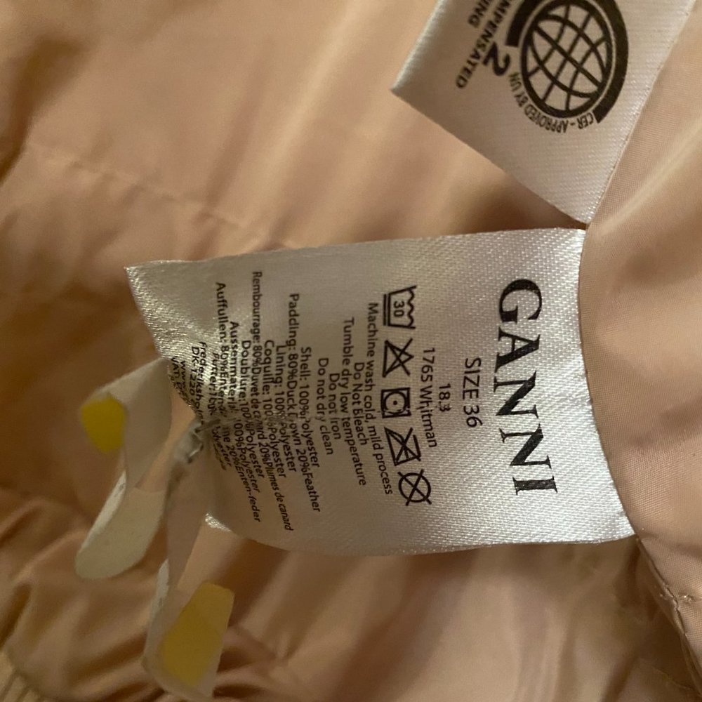 Ganni Beige Down Puffer Coat Jacket - Gem
